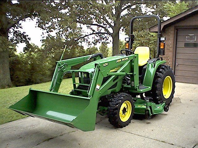 JOHN DEERE 4410 4X4 COMPACT TRACTOR (35 HP) WITH LOADER - FDL Rental